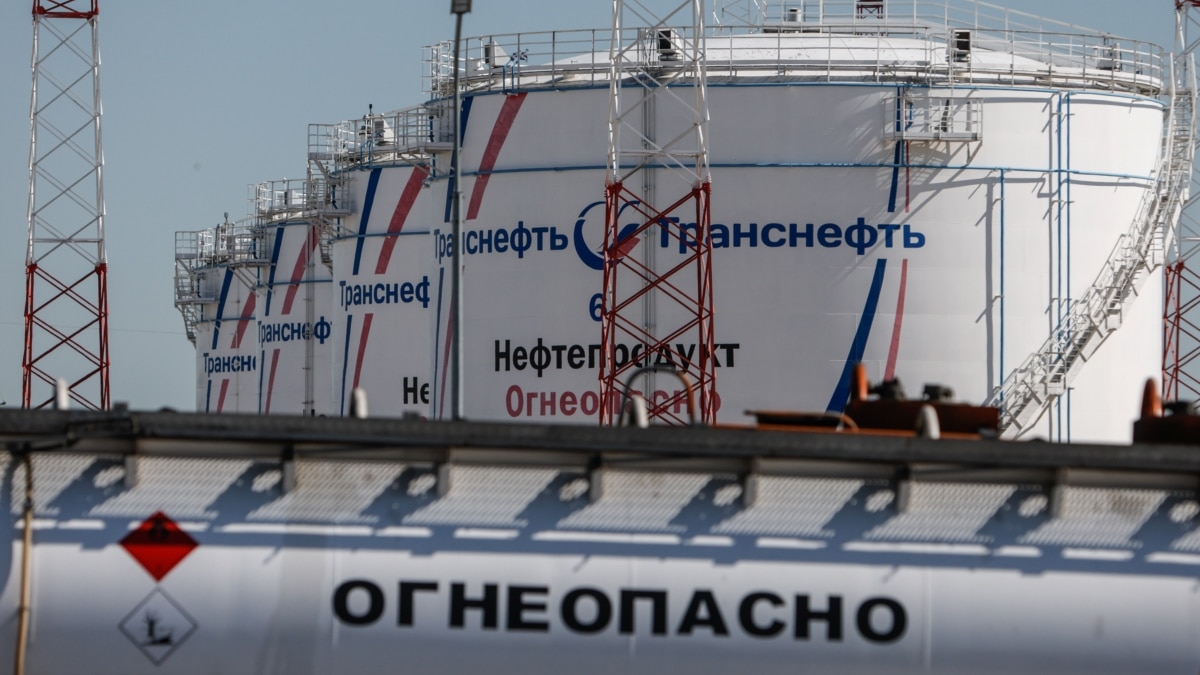 A Consensus On New Russian Oil Caps; And Why Ukraine’s EU Plans Are Too ...